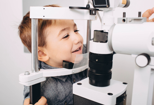When to See an Optometrist vs. an Ophthalmologist for Eye Exams ...
